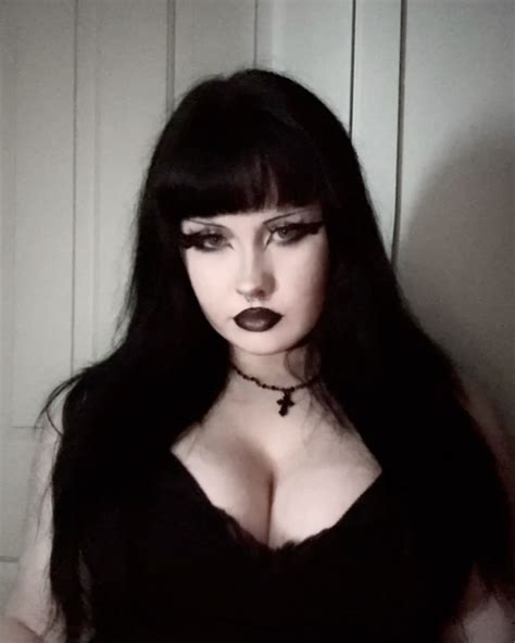 Goth Girl Black Hair Goth Makeup Alt Makeup Goth Baddies