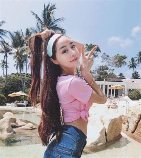 王黎雯和杨烁的“绯闻女主”艾米美照，最后一张很适合杨烁的新闻