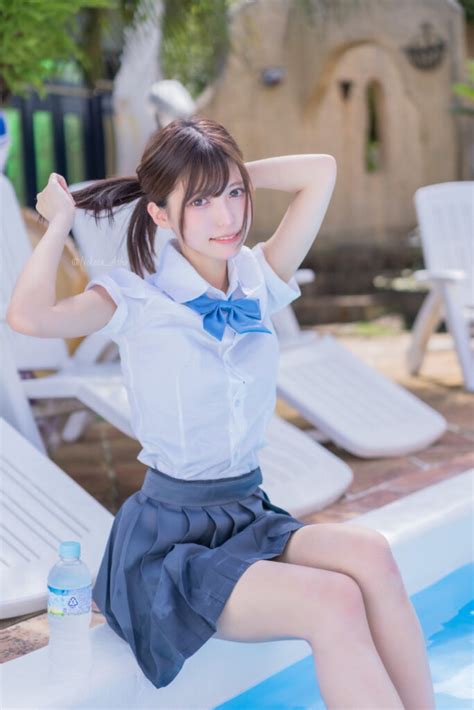 Gravure Idol Model Seksi Jepang Yang Popular Di Indonesia Dzargon