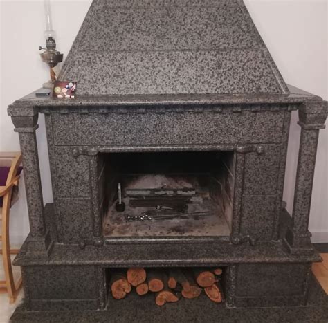 ქვის სახლი Stone House