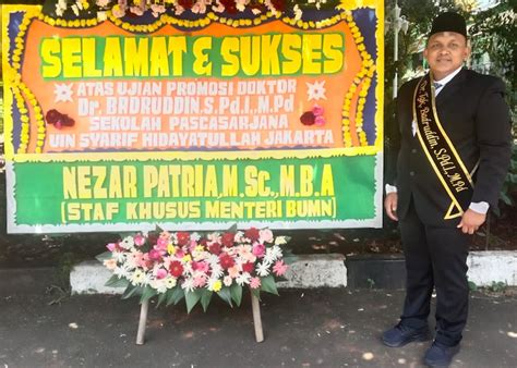 Dr Badruddin S Pd I M Pd Merilis Buku Modernisasi Kurikulum Dayah Aceh Dialeksis