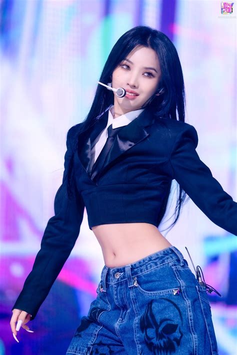 Jing On Twitter Kpop Girls Concert Outfit G Idle Soyeon