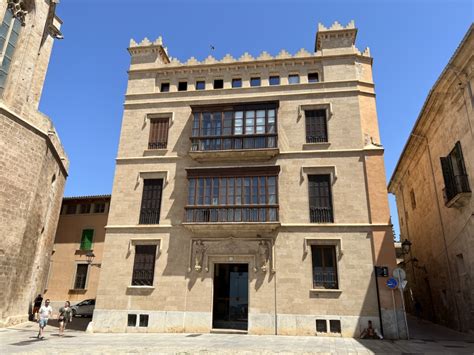 44 Multiview Geometry And Structure From Motion Foundations Of Computer Vision