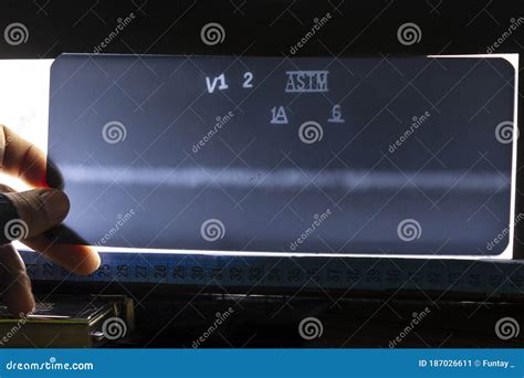 Inspector Evaluation Radiographs Of The Welds With Viewer The Weld Metal Has Some Defects