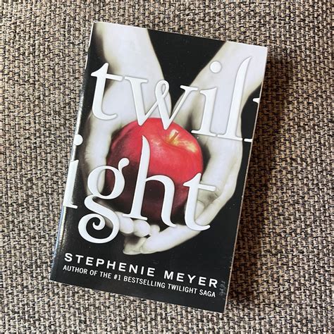 Twilight By Stephenie Meyer