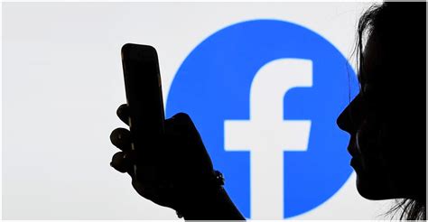 বিরোধীদের পোস্টে লাইক শেয়ারে হতে পারে ১০ বছরের জেল