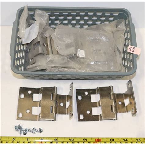 Lot Of Multiple Hinges