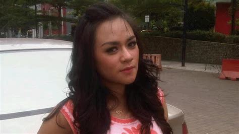 Yunita Lestari Gagal Jadi Istri Bule Kaya Showbiz Liputan Com