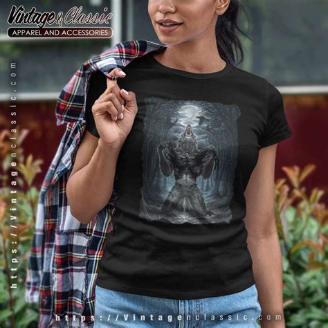 Werewolf Ripping Meme Shirt Vintagenclassic Tee