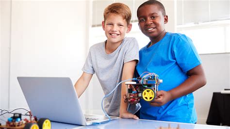Coding Robotics Curriculum To Go Live In January Itweb