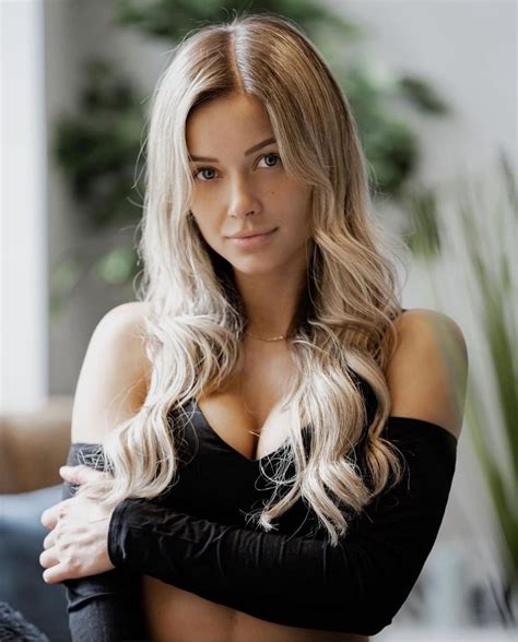 Picture Of Franceska Fournier