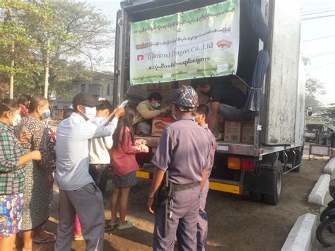 လယ်ဝေးမြို့တွင် စားသုံးဆီတစ်ပိဿာ ၅၇၀၀ ကျပ်နှုန်းဖြင့် ပြည်သူများအား ရောင်းချပေး Information