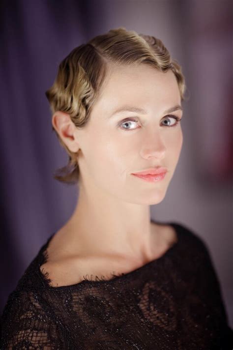 Фото Сесиль де Франс 1975 1762949