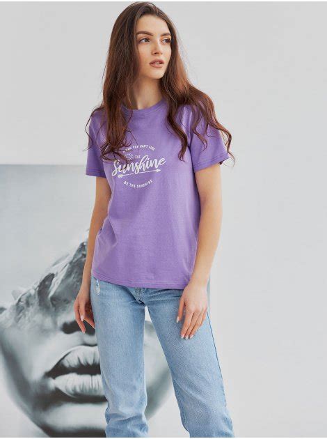 Жіноча футболка з вінтажним принтом 3659 купити в Києві Україні ціна фото
