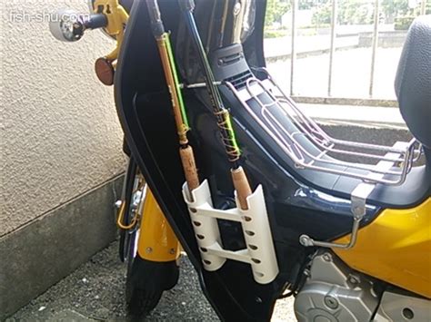 バイクに良さげなロッドホルダーきゅーたろークロスカブを釣り仕様に 釣りとアウトドアに生きる 30代自由人のブログ