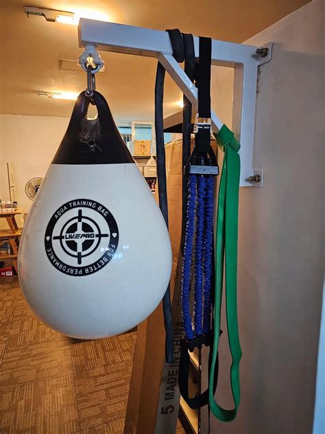 아쿠아샌드백 거치대 당근 중고거래