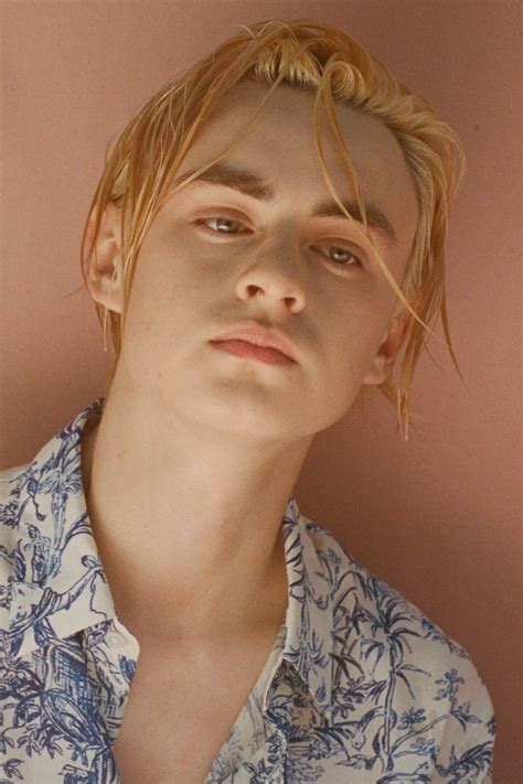 Jaeden Martell Wiki Biography Age Gallery Spouse And More