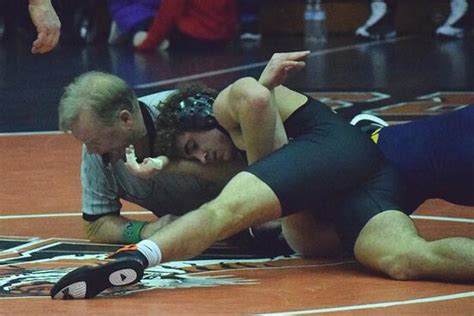 Marshfield Wrestling Doubles Up Wausau West In Wvc Dual Newsbreak