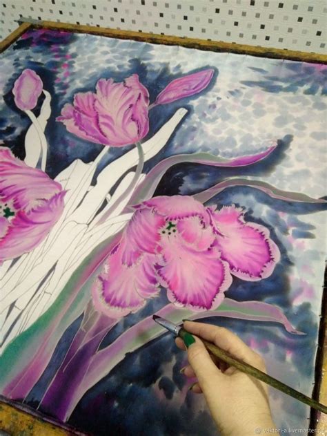 Батик платок натуральный шёлк 100 Розовые тюльпаны на сером в интернет магазине на Ярмарке