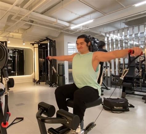 개인pt 16회차 어깨운동 루틴 숄더프레스 밀리터리프레스 사레레 후면삼각근 노틸러스 머신 입고 네이버 블로그