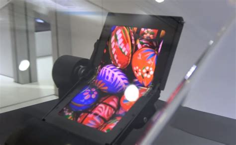 AU Optronics Shows Off Inch Foldable AMOLED Display Liliputing