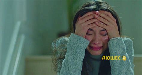 Ми приїхали до мене додому випили чаю та лише коли Вікторія заспокоїлась я запитав у неї що