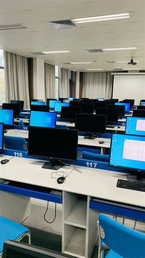 Computer Lab In 2025 Boarding School Computer Lab School