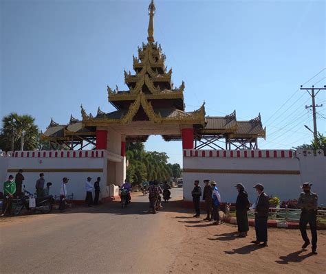 ရွှေကျင်မြို့တွင် ကိုဗစ် ၁၉ ဗီဇ‌ပြောင်း အိုမီခရွန်ရောဂါ ကာကွယ်နိုင်ရေးအတွက် နှာခေါင်းစည်း Mask