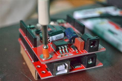 Kirks Awesome Projects Ece Rocks Gizduino Arduino Clone And Gsm Shield Integration Test