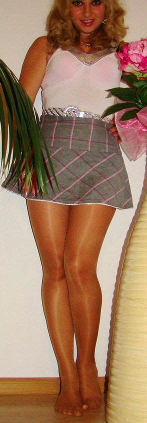 Pin On Girls In Pantyhose