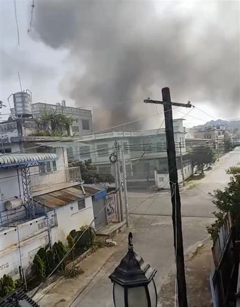 လားရှိုး၊ ရပ်ကွက် ၅ တွင် လက်နက်ကြီး ကျရောက်ပေါက်ကွဲ၍ လူနေအိမ်များ