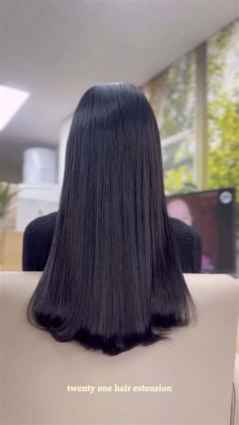 붙임머리 스물하나 머리 밑단 일자로 쫙 잘라드리긔🖤 ️복잡하지않고 숱추가요금없이 무제한가격 ️기본컬러 한팩 18인치 24만원 20인치 26만원 ️기본컬러