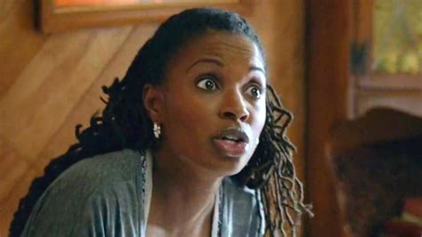 The True Story Behind Veronicas Pregnancy Arc On Shameless