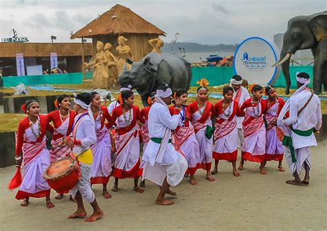 Assam Hosts Worlds Largest Jhumur Festival Guinness Record