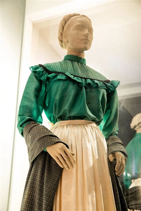 Pintora Creadora De Una Marca Sobreviviente Los Distintos Rostros De Frida Kahlo Infobae