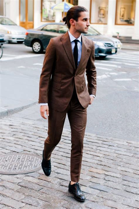 Brown Suit Color Combinations With Shirt And Tie