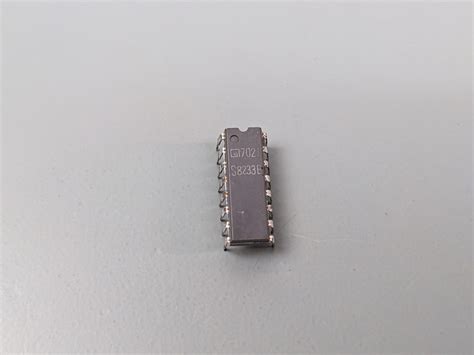 Signetics S8233 Digital Multiplexer Ic 2 Input 4 Bit Rare Gray 1970 Signetics S8233 Digital Multiplexer Ic 2 Input 4 Bit Rare Gray 1970