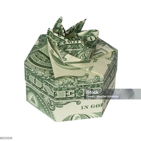 진짜 1 달러 지폐와 육각 선물 상자 접혀 돈 종이 접기 흰색 배경에 고립 종이접기에 대한 스톡 사진 및 기타 이미지 종이접기 미국 지폐 통화 통화 Istock