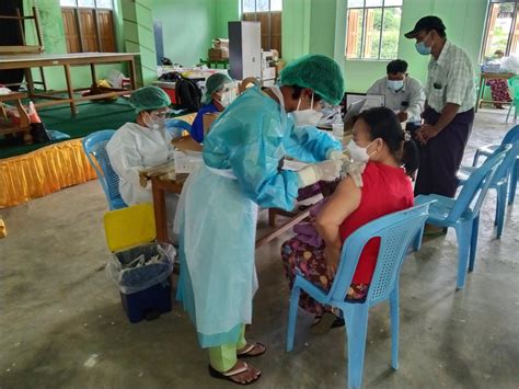 ပင်လောင်းမြို့နယ်တွင် ယမန်နေ့ က ကိုဗစ် ၁၉ ရောဂါကာကွယ်ဆေးလာရောက် ထိုးနှံသူ ၃၃၀ ဦးရှိ