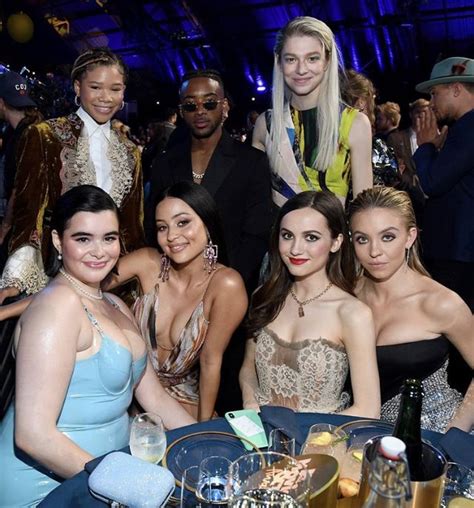 Pin By Anna Chamberlin On Babe Euphoria Celebs Celebrities