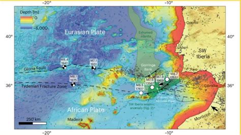 😱 В Атлантиці виявили новий Клуб путешественников Facebook
