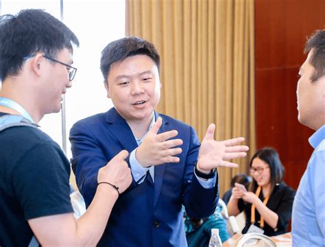 Qcon全球软件开发大会infoq技术大会