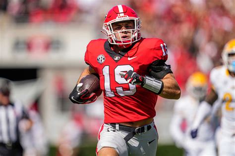 Brock Bowers Greatness And The Not Quite Unique Way Georgia Uses Him The Athletic