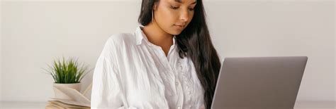 Crafting An Effective Interview Confirmation Email What To Include Involved Global