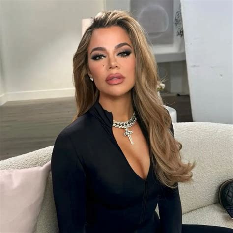 Khloé Kardashian Is Being Accused Of Heavily Editing Her Latest Photo