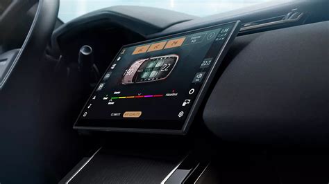Explore Range Rover Velar Range Rover