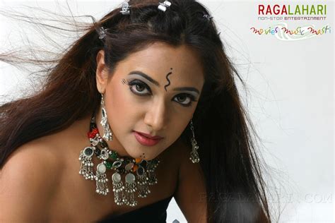 Maanya Photo Gallery