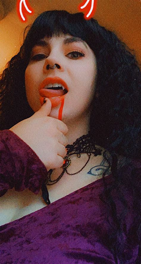 Finally Finished My Nadja Costume And Wanted To Share The Finished Product Scrolller