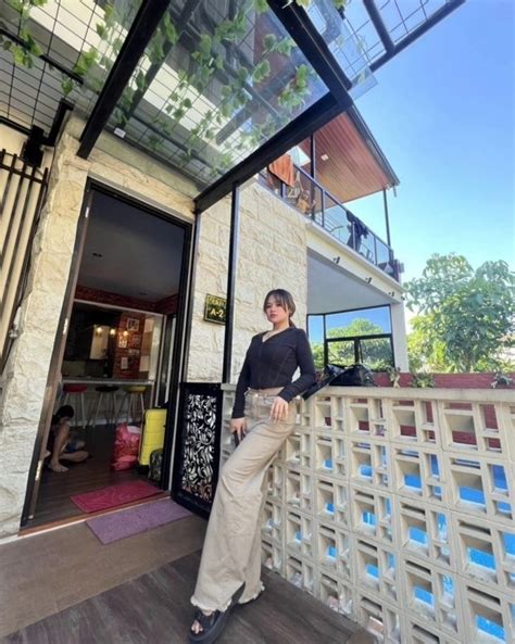 Lilik Hot Girl Boom Sex Service Good Indonesian Escort In Jakarta