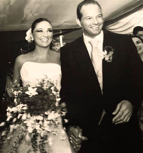 El Dr” Luis García Fue Ignorado Por Su Esposa Y Desató Burlas En